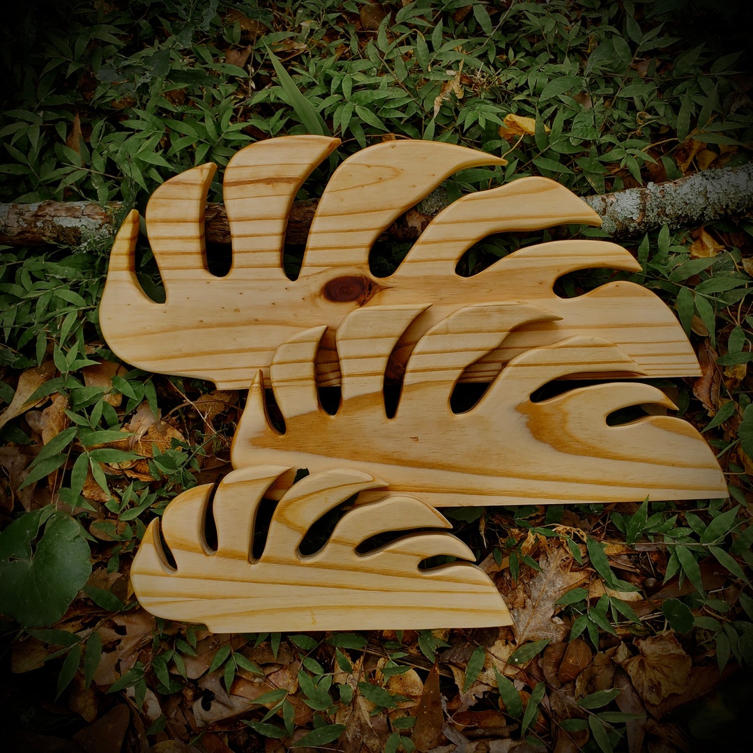 Wooden Monstera Leaf Decorative Shelf - Handcrafted Nature - Plant ...