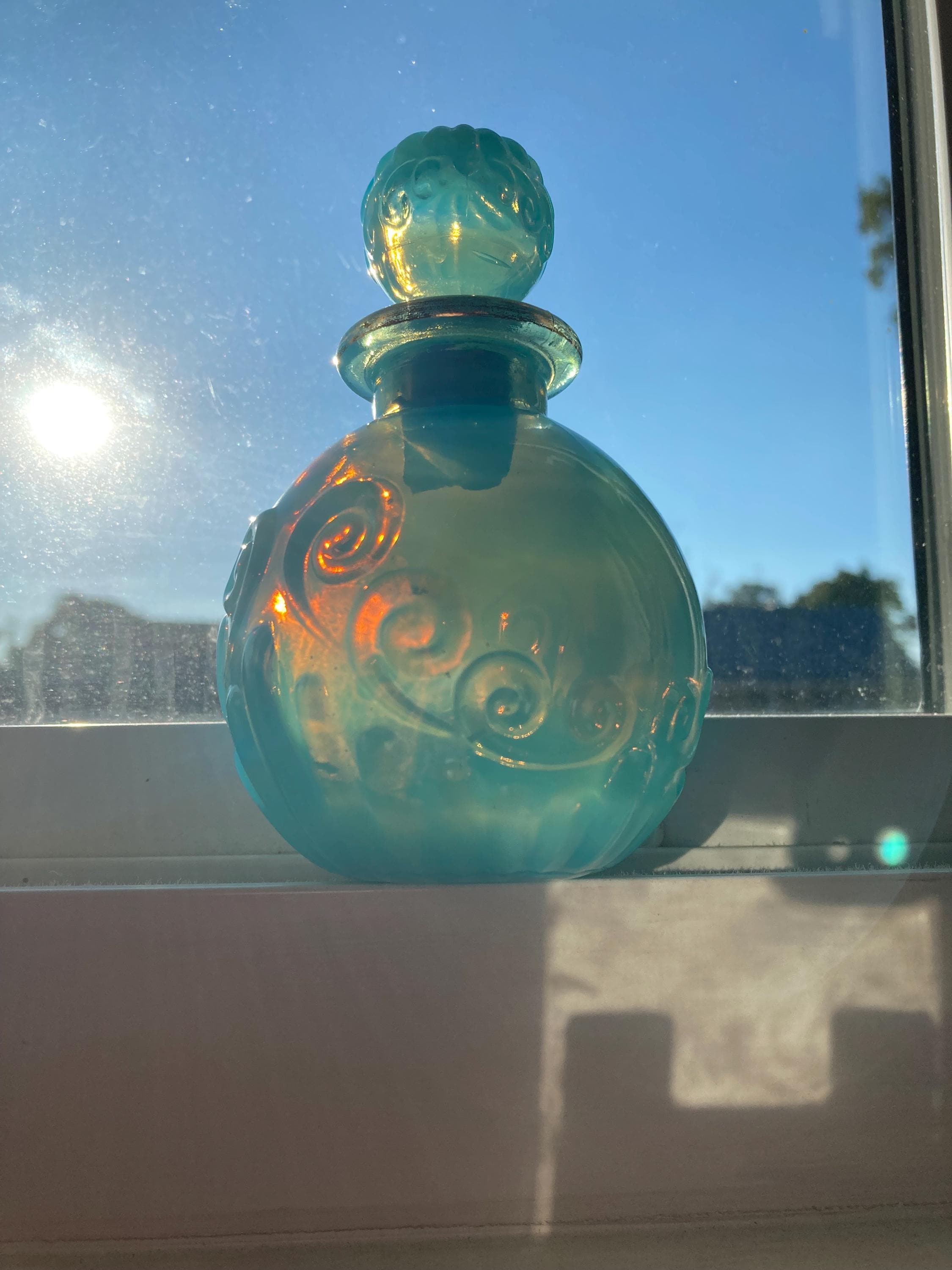 Beautiful Vintage Avon Perfume Bottle Baby Blue - Etsy