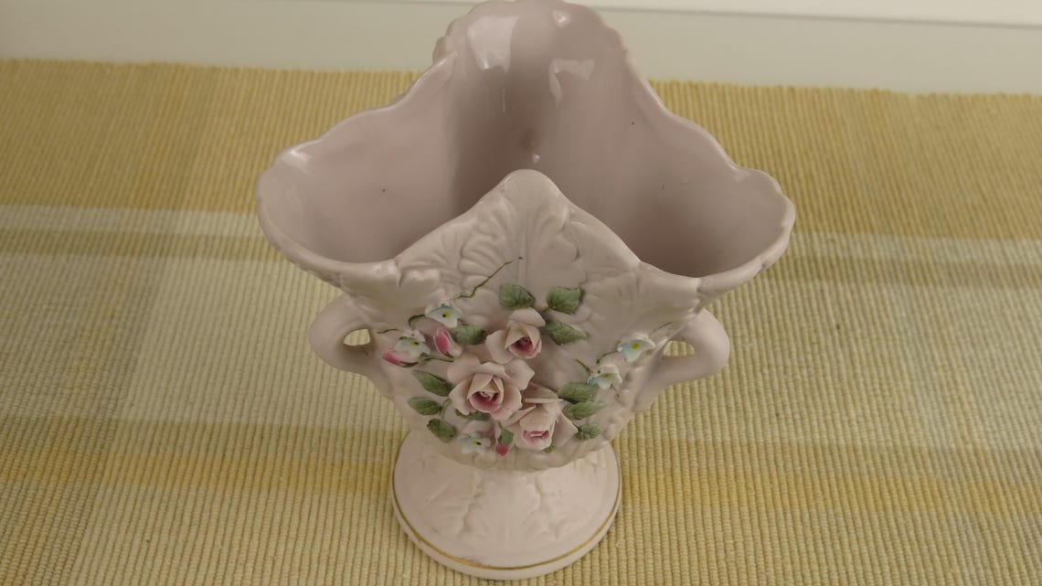 Vintage Pink Vase: 3D Flower, Kitschy Triangle Design - Etsy