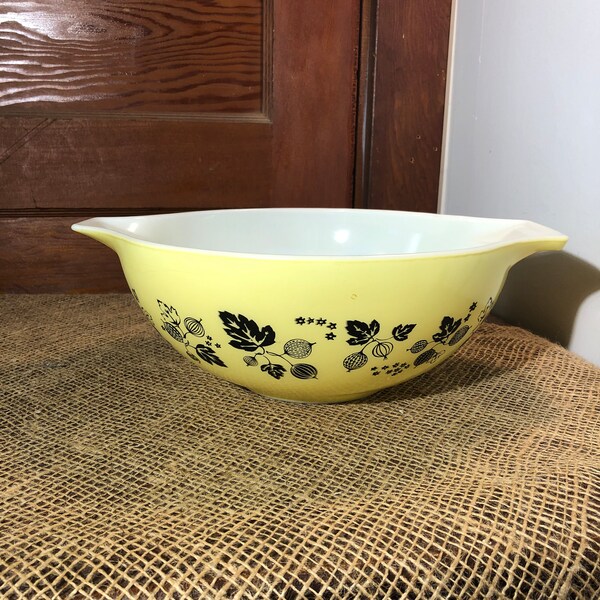 Pyrex Gooseberry - Etsy