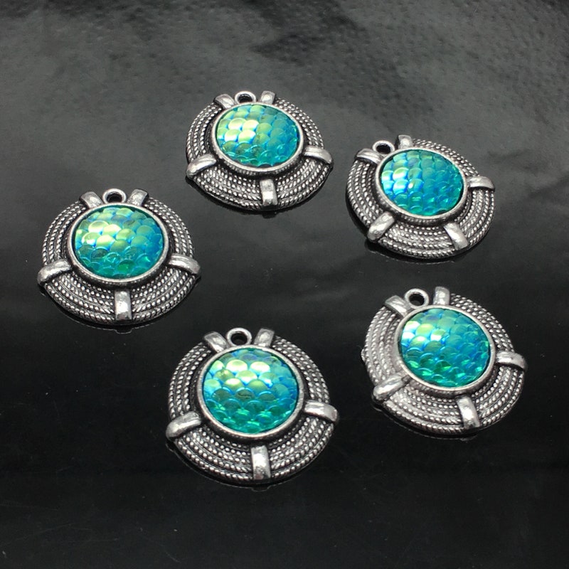 Fish Scale Bracelet - Etsy