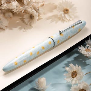 Elegant Daisy & Sunflower Fountain Pen With Matte Finish - Floral ...