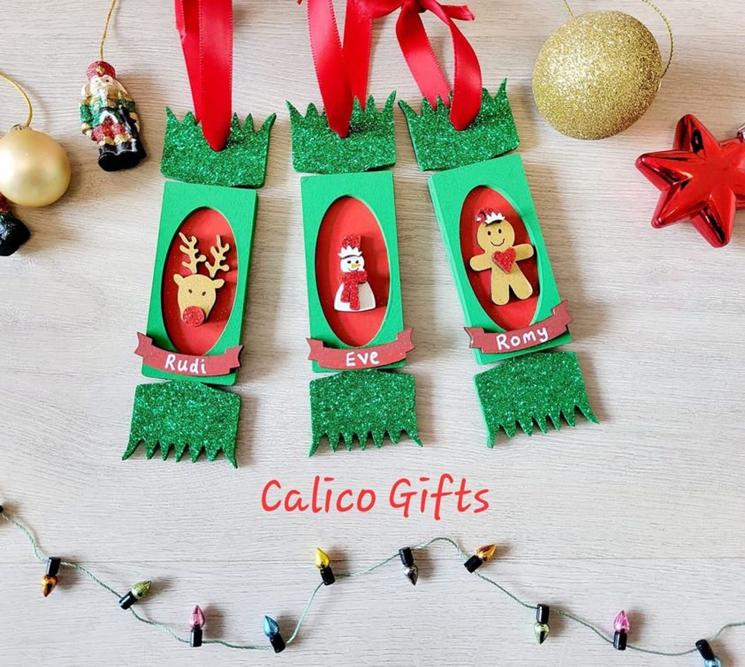 Personalised Christmas Crackers Tree Decorations Wooden Tree ...
