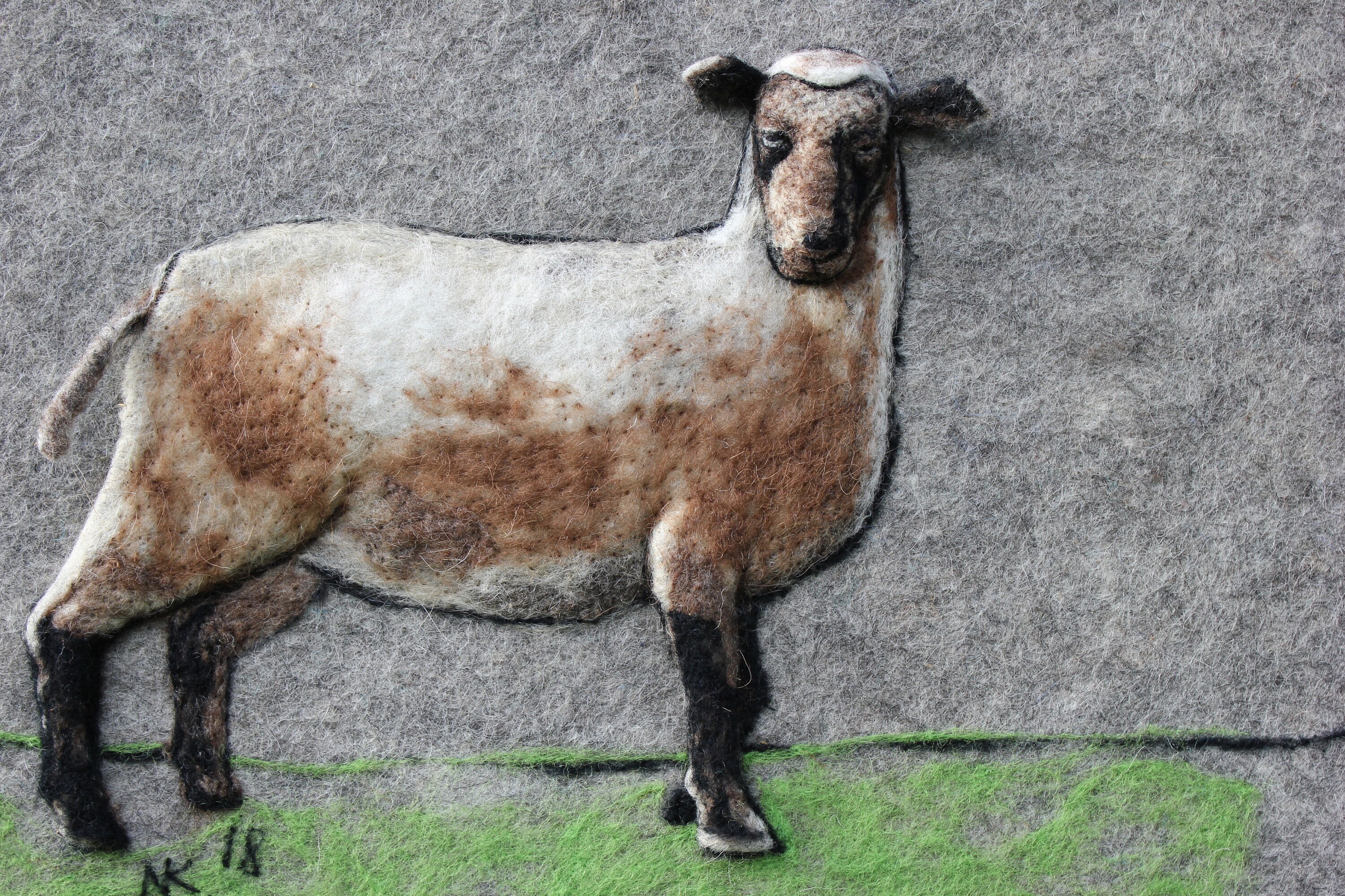 Felt Wall Hanging, Felted Sheep, Wool Wall Art by Dalianerijusfelt - Etsy