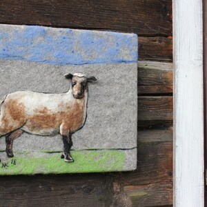 Felt Wall Hanging, Felted Sheep, Wool Wall Art by Dalianerijusfelt - Etsy