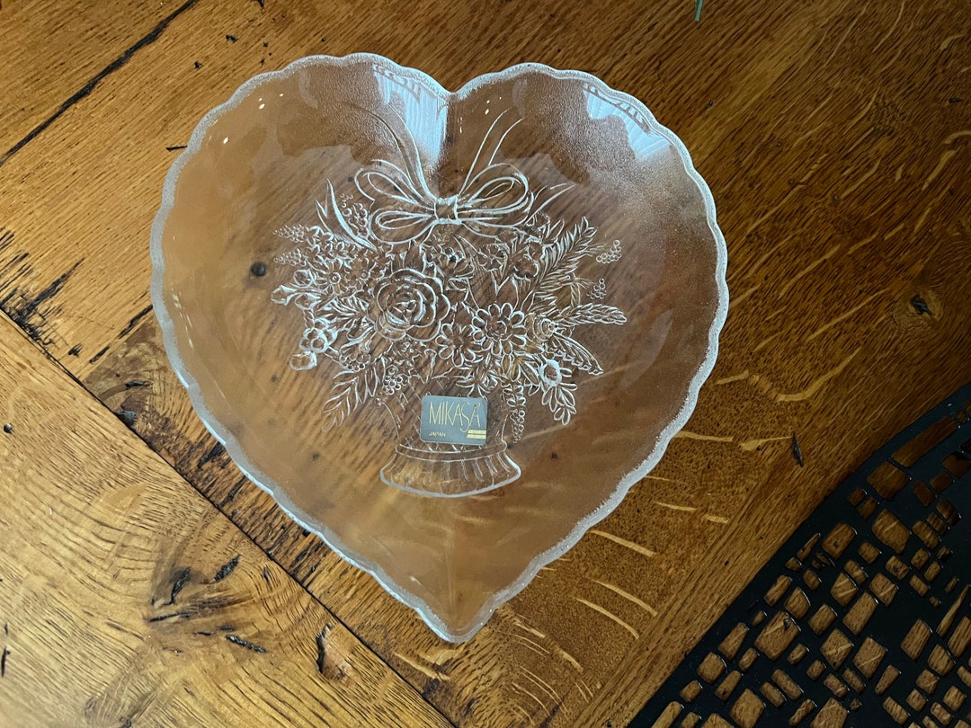 Vintage Mikasa Crystal Endearment Heart Shaped Candy Dish Embossed With ...