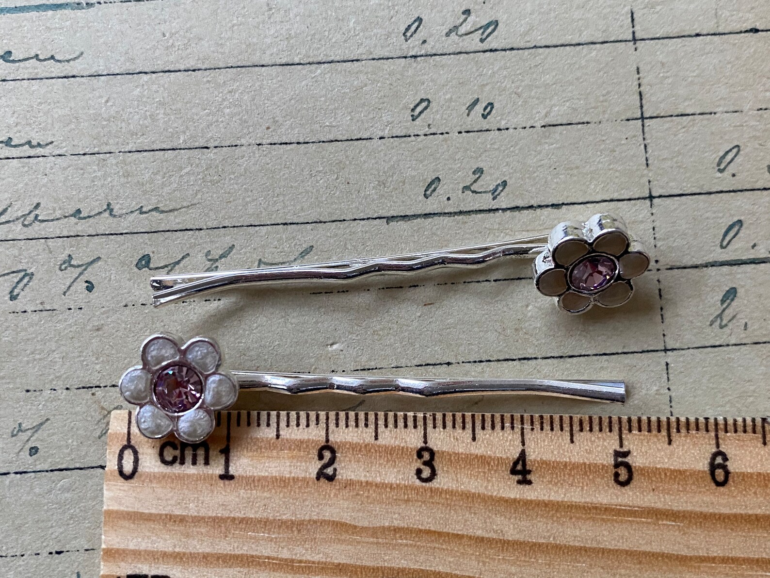 Two Vintage Fashion 90's Hair Bobby Pins, Clips, Grips, Slides White ...