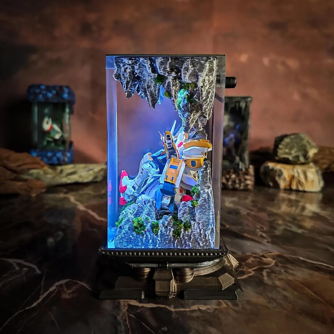 ZGMF-X20A Strike Freedom Gu/nda.m Epoxy Resin in Deep Cave Resin Lamp ...