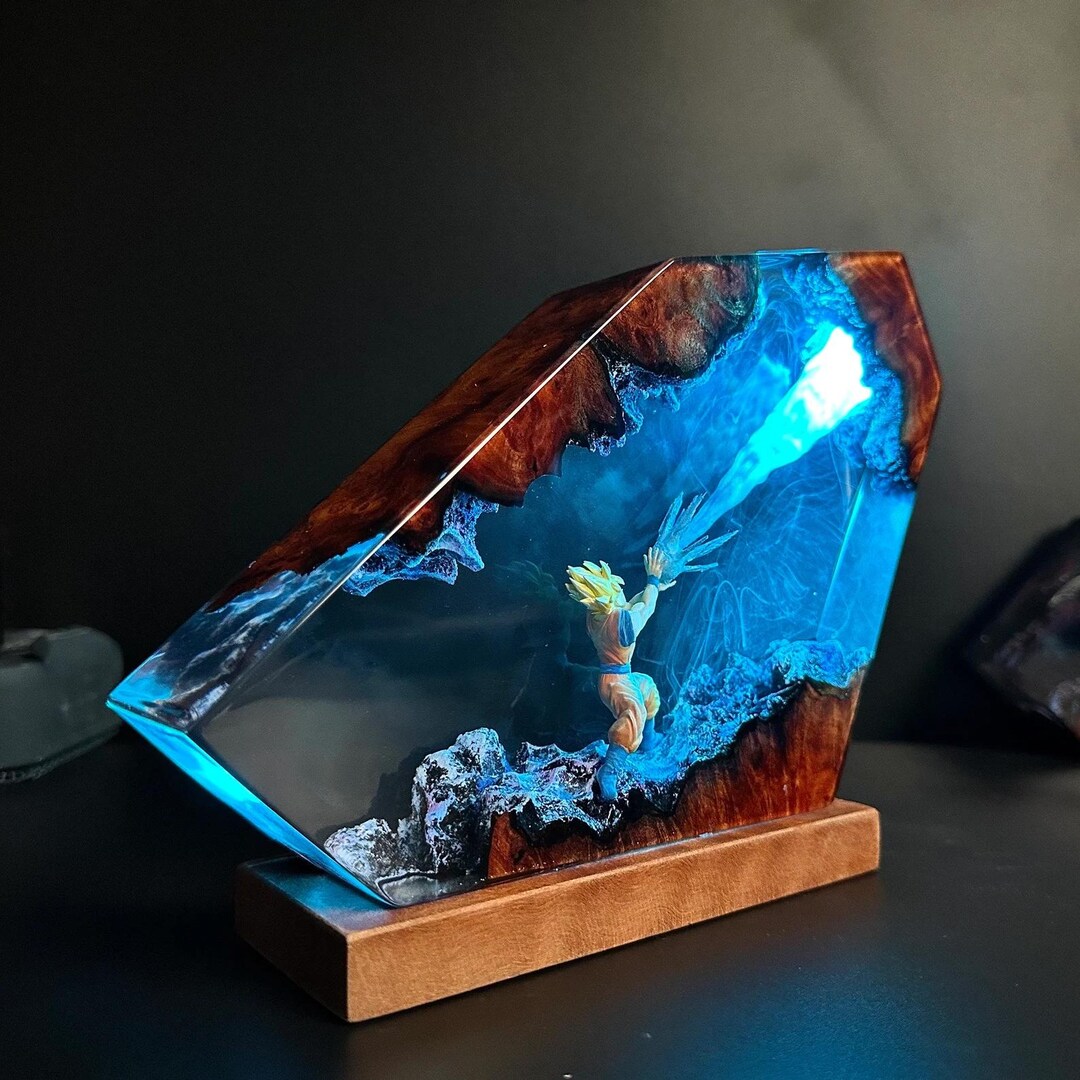 Saiy.an Super Hero Resin Lamp, LED Anime Night Light, Premium ...