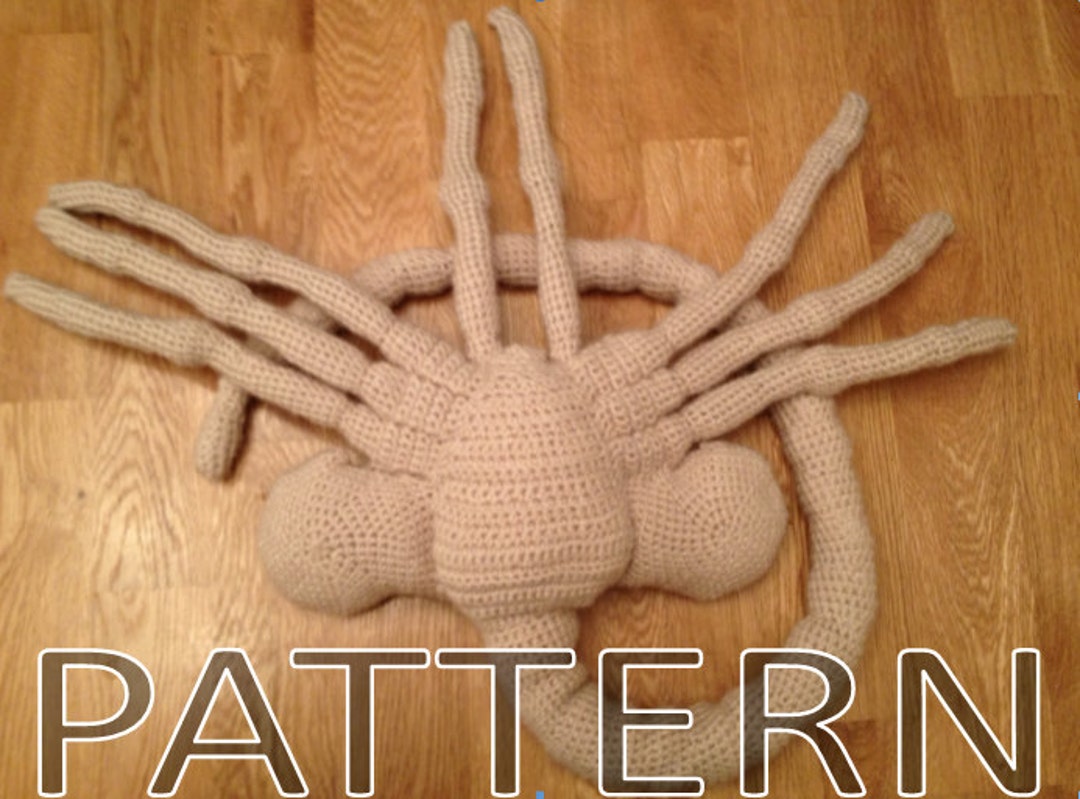 Facehugger Crochet Pattern - Etsy