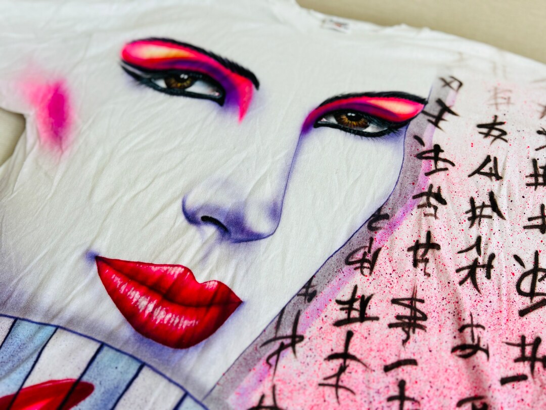 Original Airbrushed Vintage T-shirt by Cass Fuller - Etsy