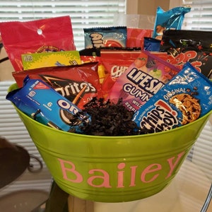 Personalized Candy Gift Basket - Etsy