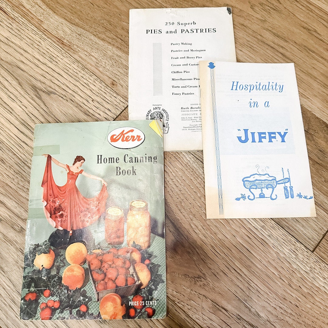 Vintage 1940s Cookbook Collection - Set of 3 - Etsy