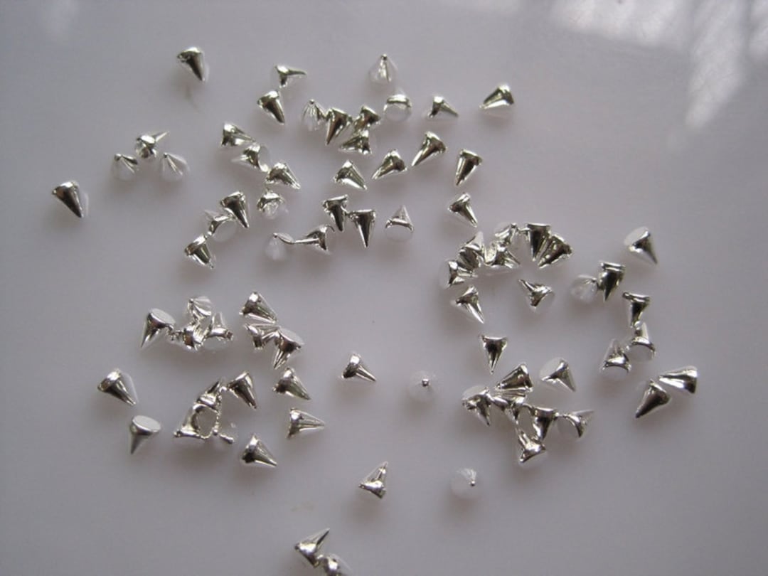 MD-507 30pcs 3*4mm Silver Metal Small Spike Stud Nail Art Decoration ...