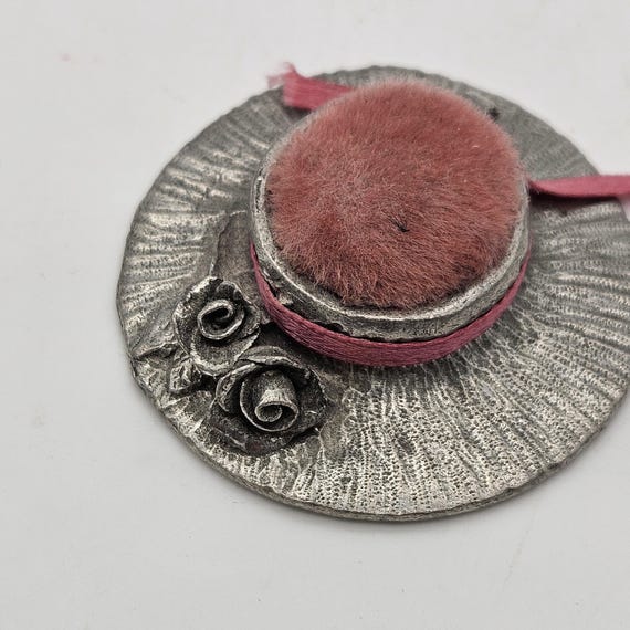 Hat Pin Cushion