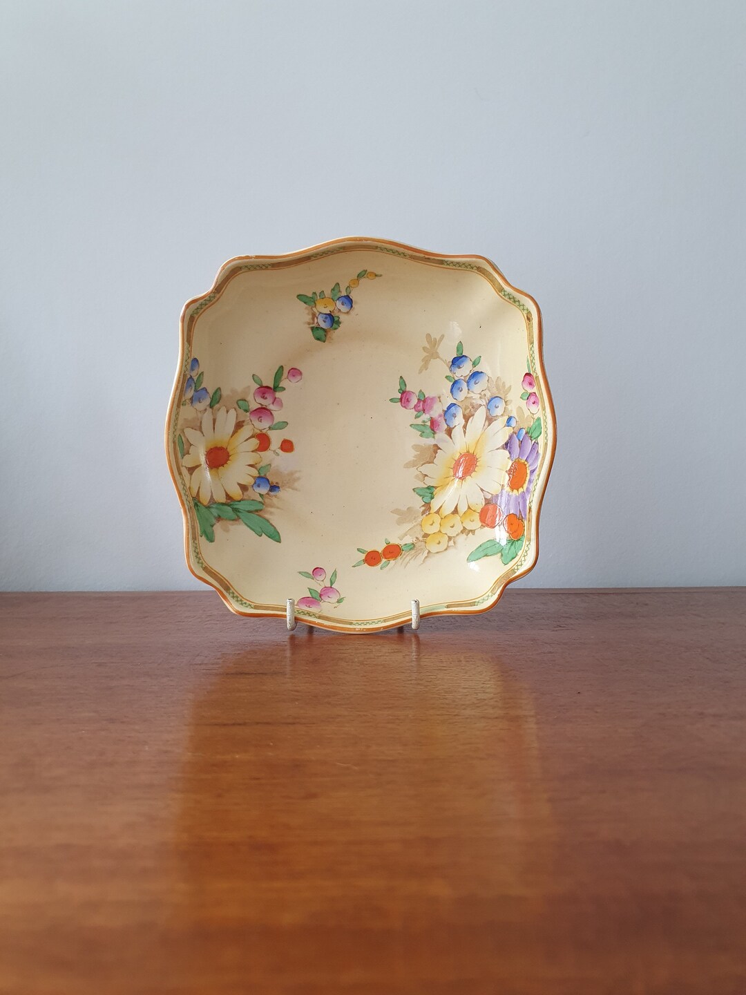 Art Deco Losol Ware Fruit Bowl: Marguerite Floral Pattern - Etsy