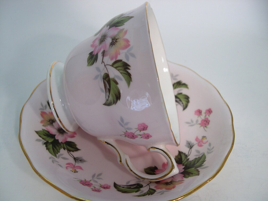 Colclough Tea Cup and Saucer Light Pink Tea Cup and Saucer - Etsy