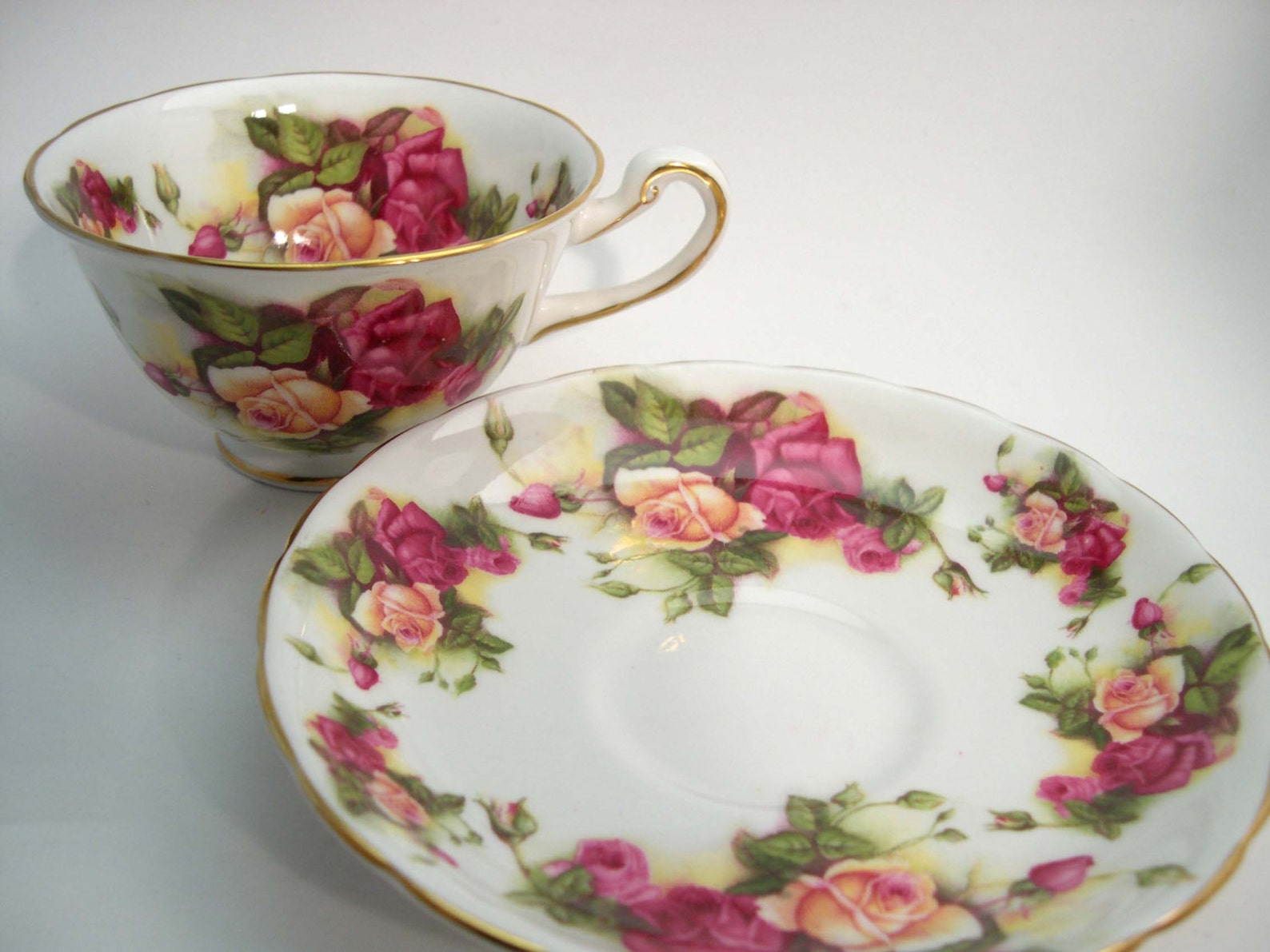 Royal Chelsea Tea Cup and Saucer Tea Cup and Saucer With - Etsy Canada