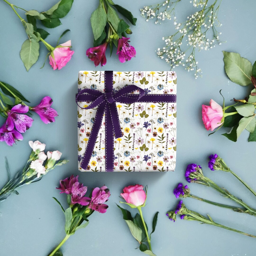 Pressed Flower Wrapping Paper, Floral Gift Wrap, Cottagecore Gift Wrap ...