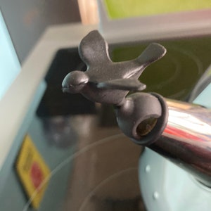 Alessi Bird 9093 Waterkettle Design by Michael Graves for Alessi Italy ...