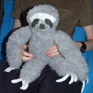 KNITTED SLOTH PATTERN - Etsy