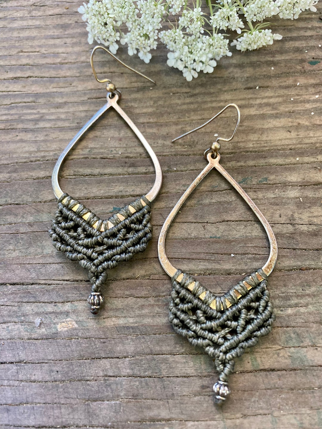 Long Golden Tear Drop With Dark Green Macrame - Etsy