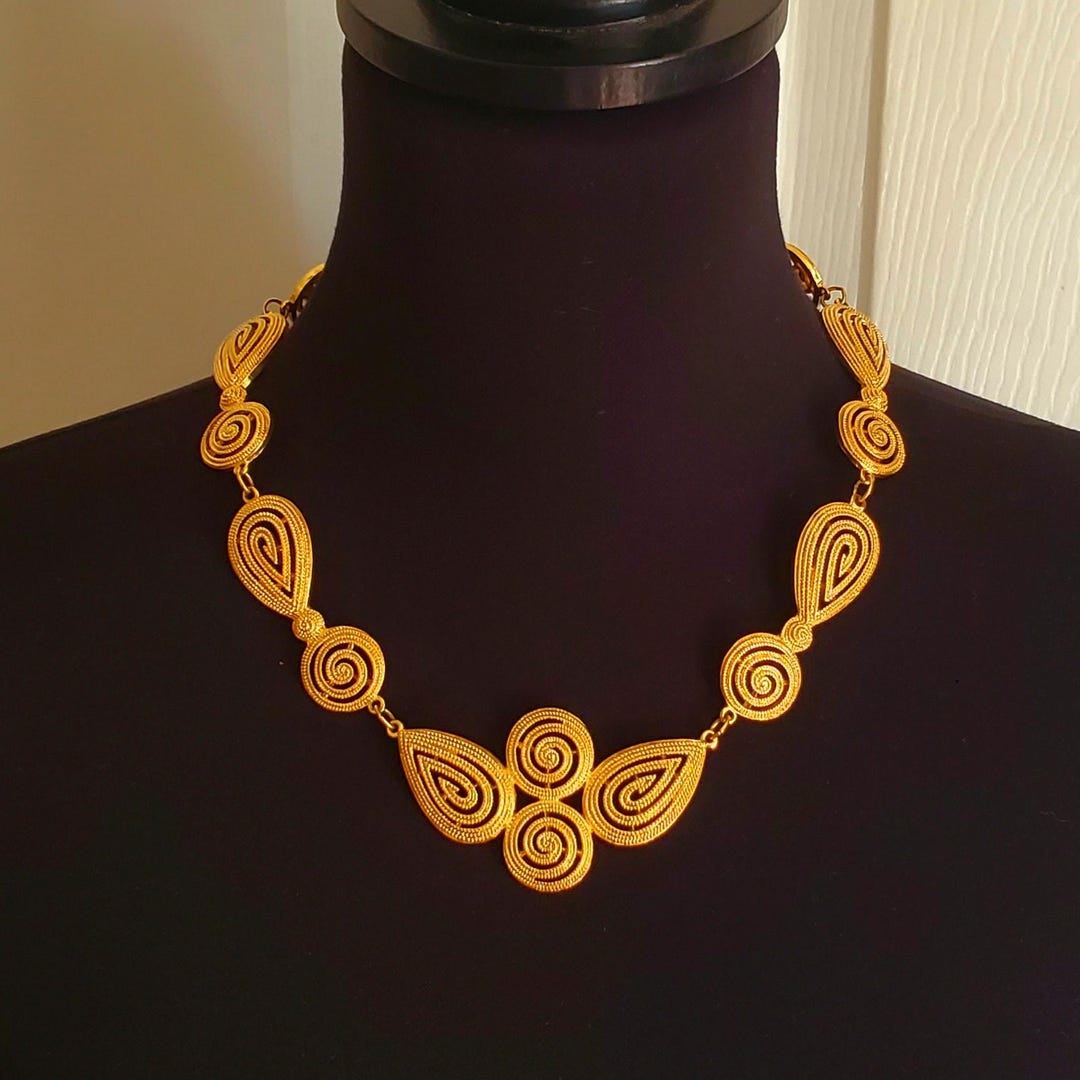 Retro Gold Tone Swirl Spiral Necklace Statement Collar Chunky Modernist ...