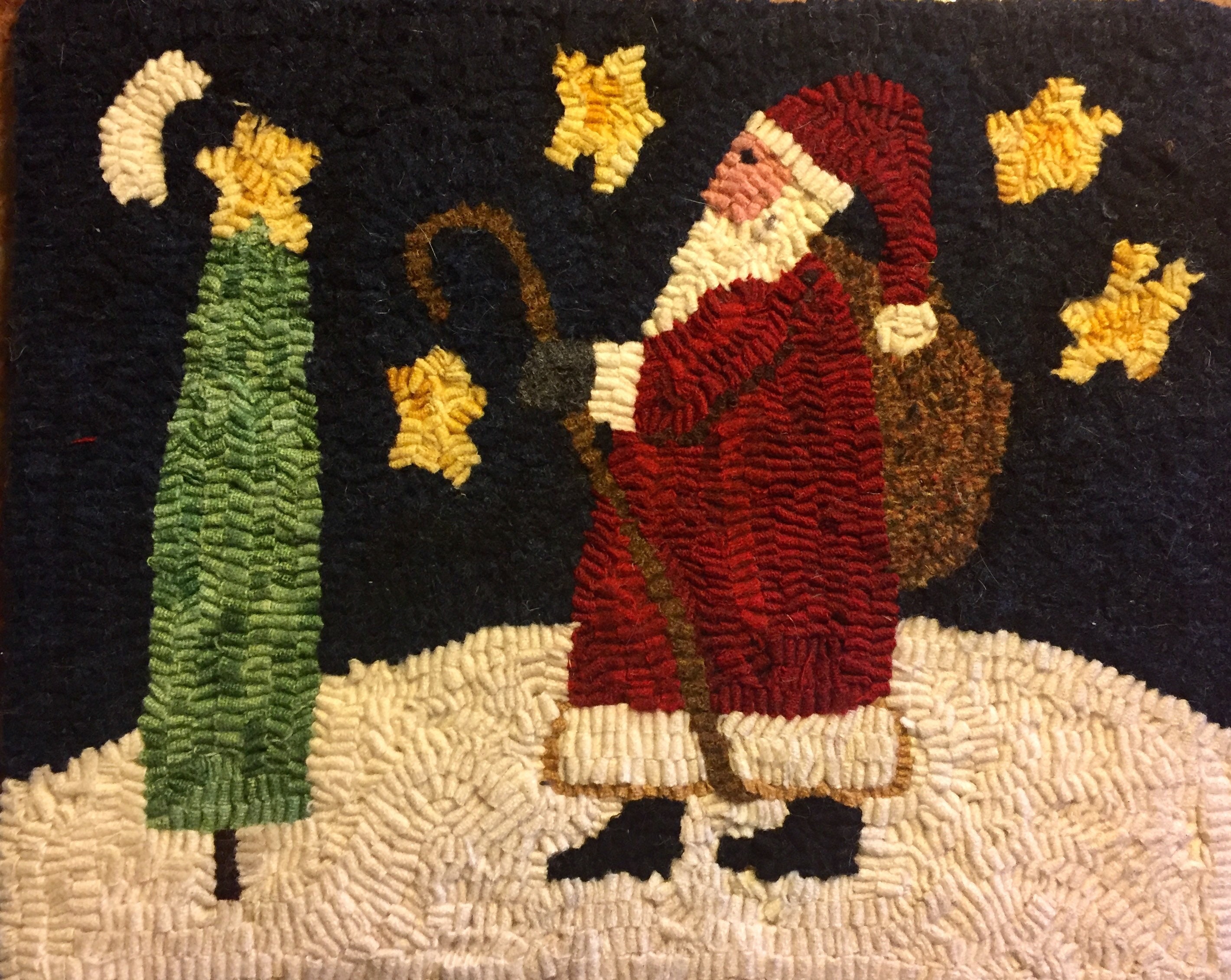 Primitive Rug Hooking Kit, Santa and the Tree, Hooked, Christmas Gift ...
