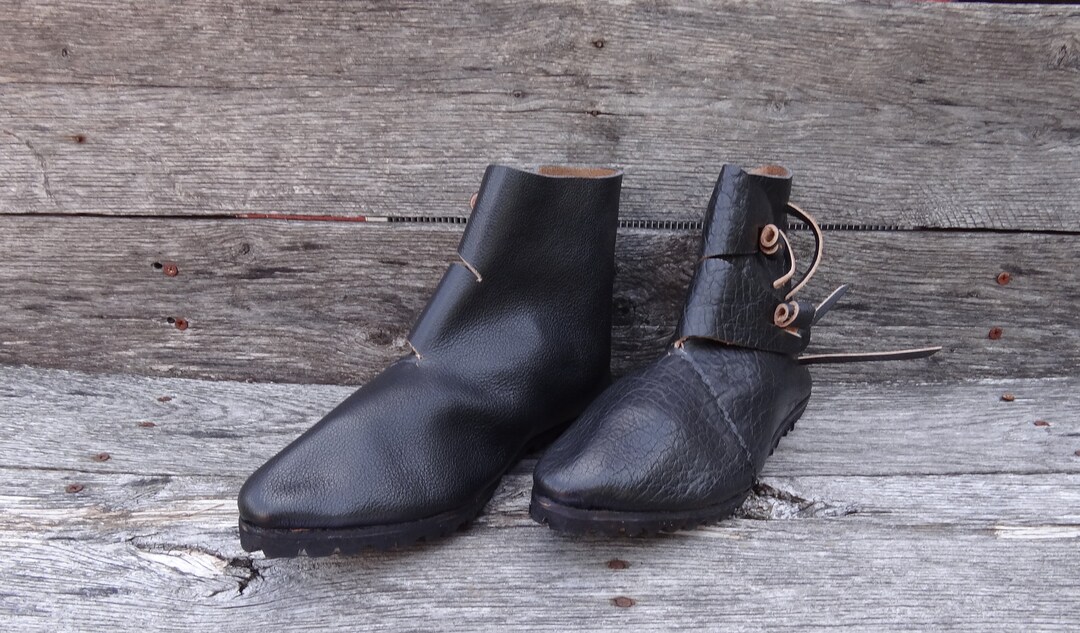 Viking Boots 2 Toggle Boots Mens Size 9 Black Mismatched Leather Lugged ...