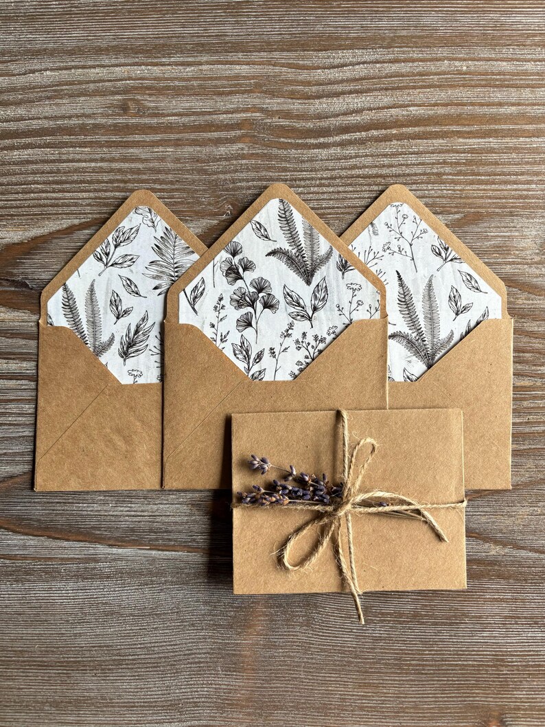 LAST SET. Letter Writing Set: Lined Envelopes and Cotton Paper, Floral ...