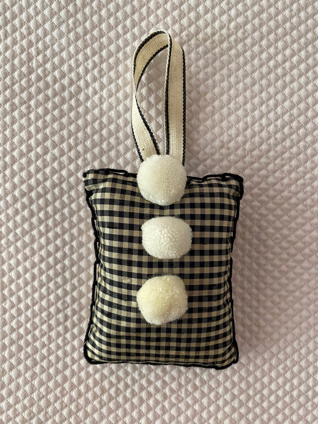 Hanging Lavender Sachet, Christmas Inspired Holiday Ornament, Cottage ...