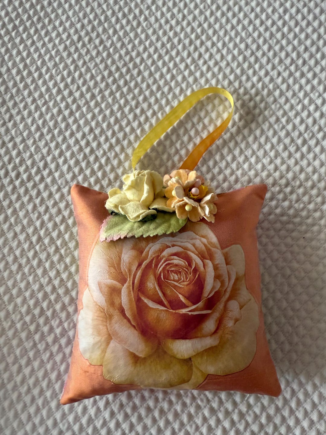 Hanging Lavender Sachet, Spring Gift, Spring Decor, Easter Sachet ...