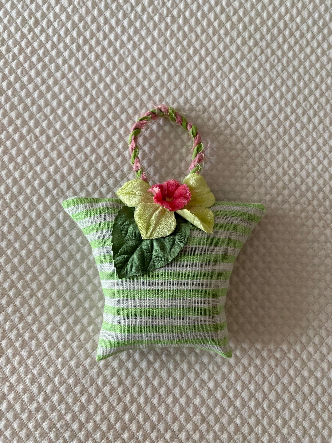 Lavender Sachet Basket Sachet, Easter Basket Ornament, Spring Decor ...