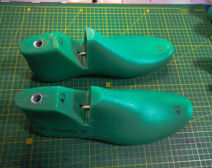 Plastic Shoe Lasts for Felt Shoes and Slippers for Men Size 43 EU, 29 ...