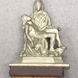 Pieta Figurine Statue Pewter Christ Sculpture Vintage Catholic Figurine ...
