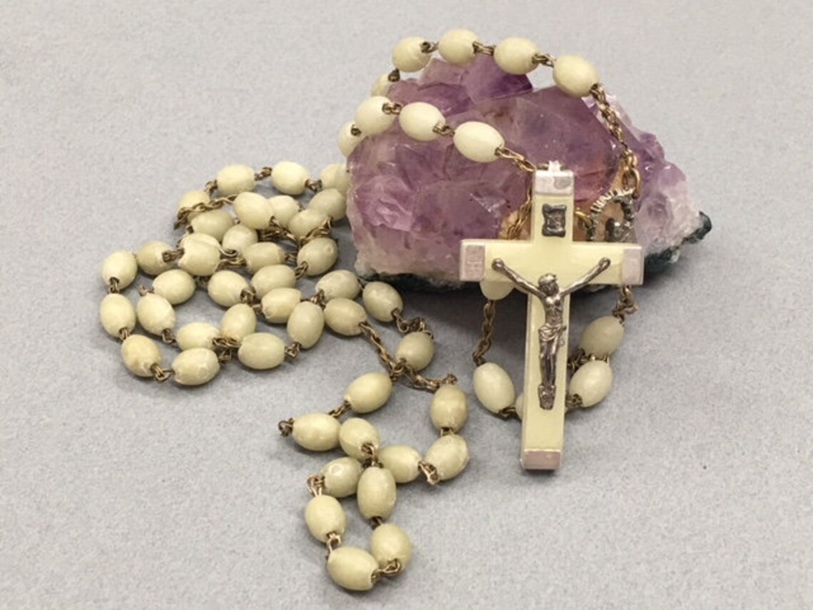 Glow in the Dark Rosary Italian Light Green Neon Glow Rosary - Etsy