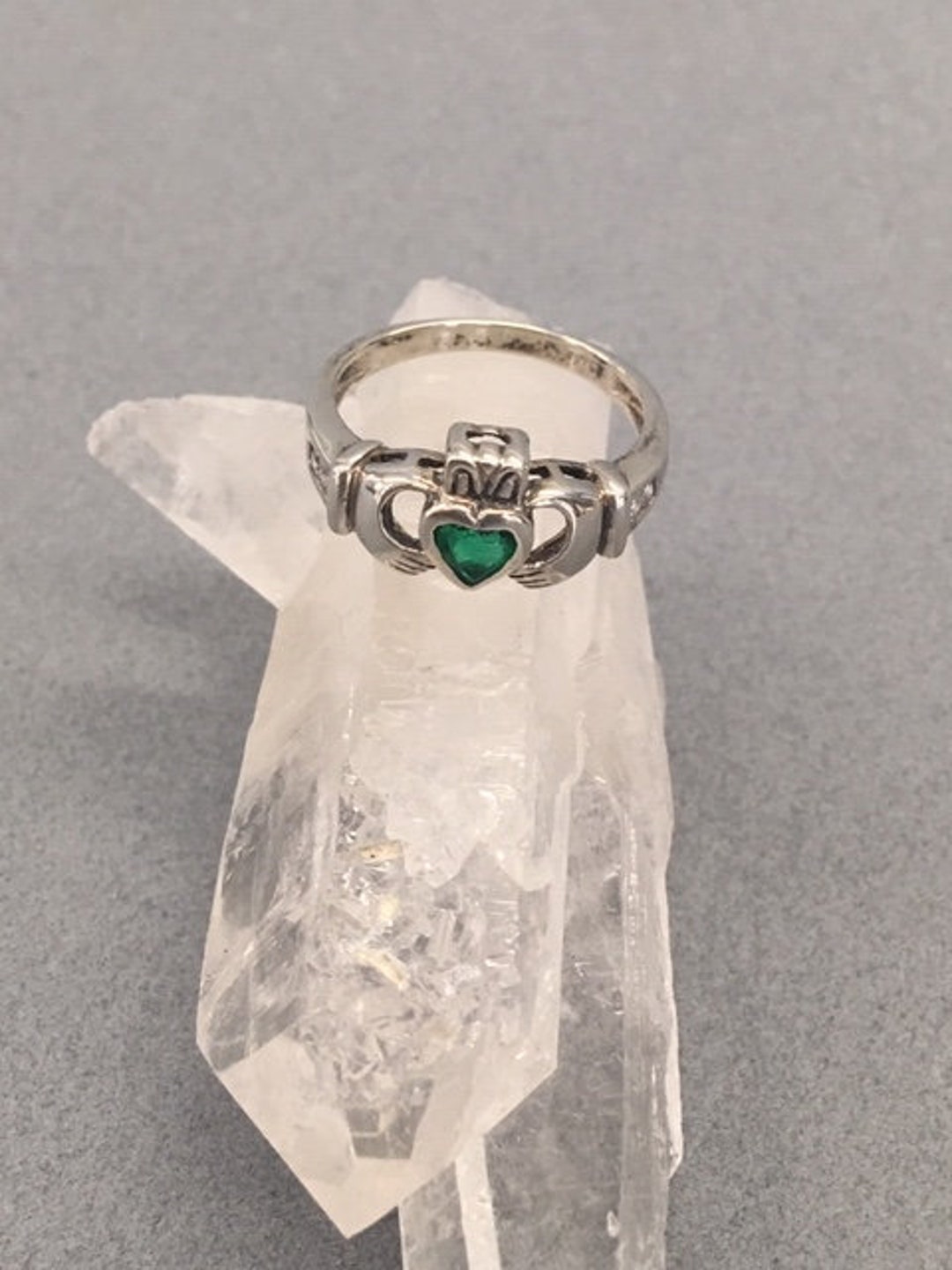 Green Claddagh Ring Heart Hands Irish St Patricks Day Gift - Etsy