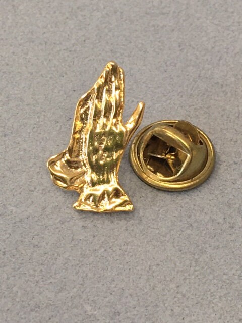Praying Hands Brooch Lapel Pin Prayer Thanks Gold Tone Vintage ...