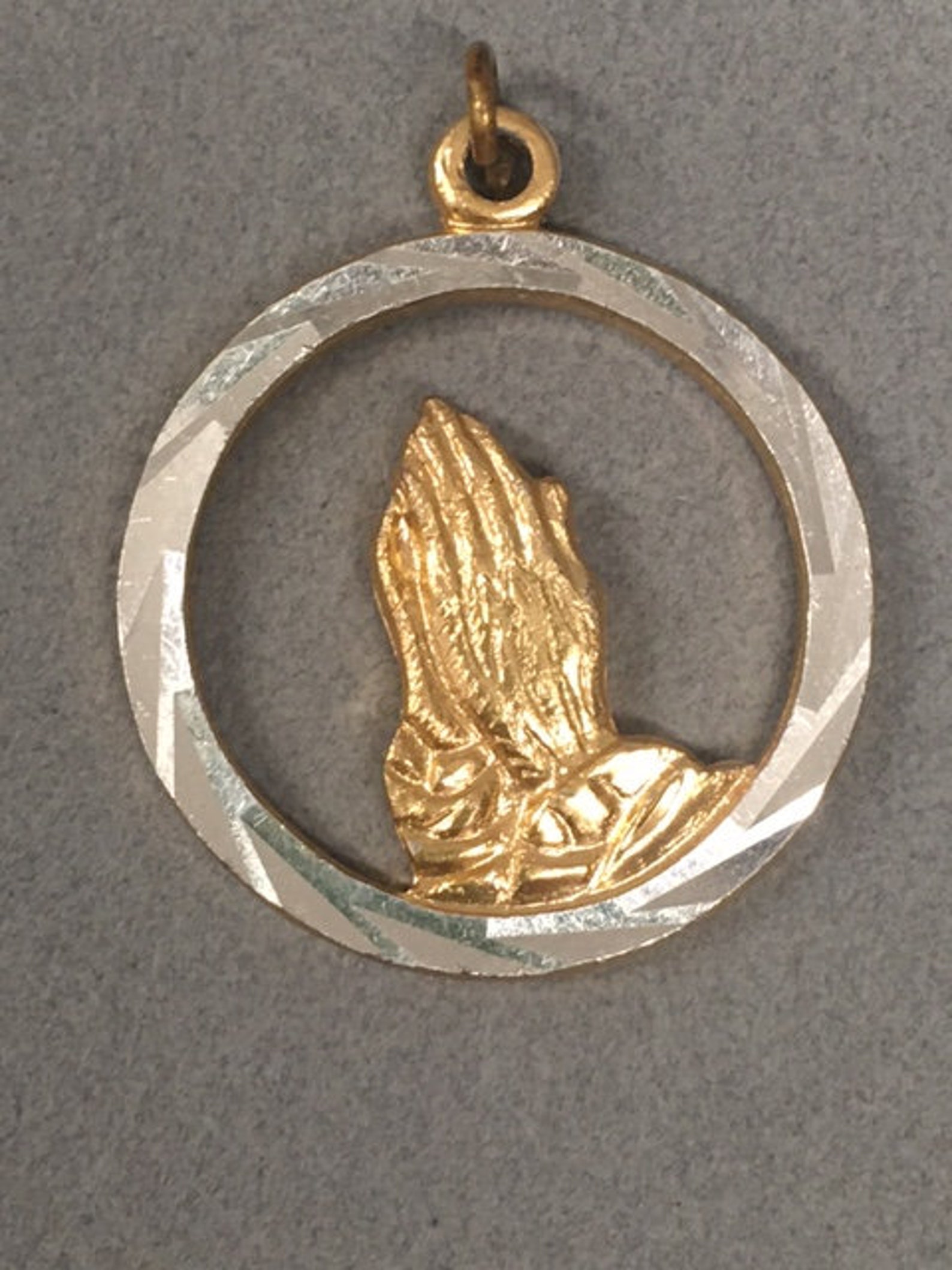 Praying Hands Pendant Serenity Prayer Medal Hong Kong Vintage - Etsy