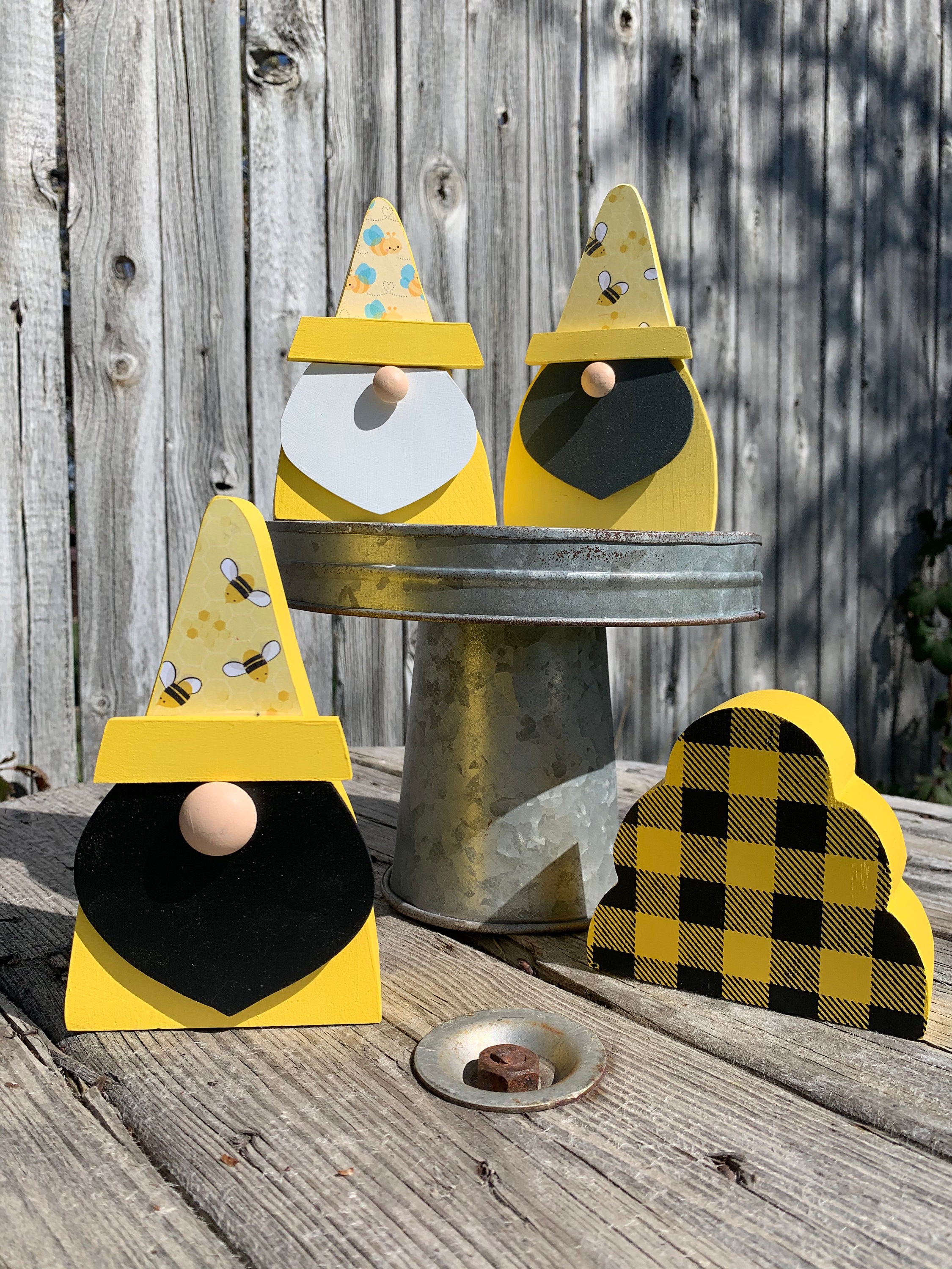 Bee gnomes Bee decor Spring gnome Summer gnome Bees Spring | Etsy