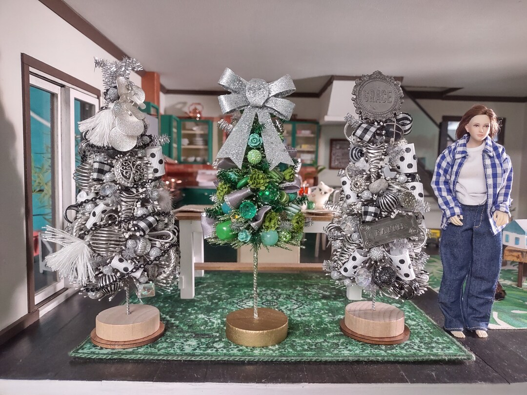 Dollhouse 1 12 Scale Christmas Trees Fully Decorated - Etsy