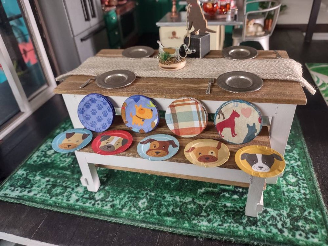 Dollhouse 1/12 Scale Dog and Paw Print Paper Plates - Etsy