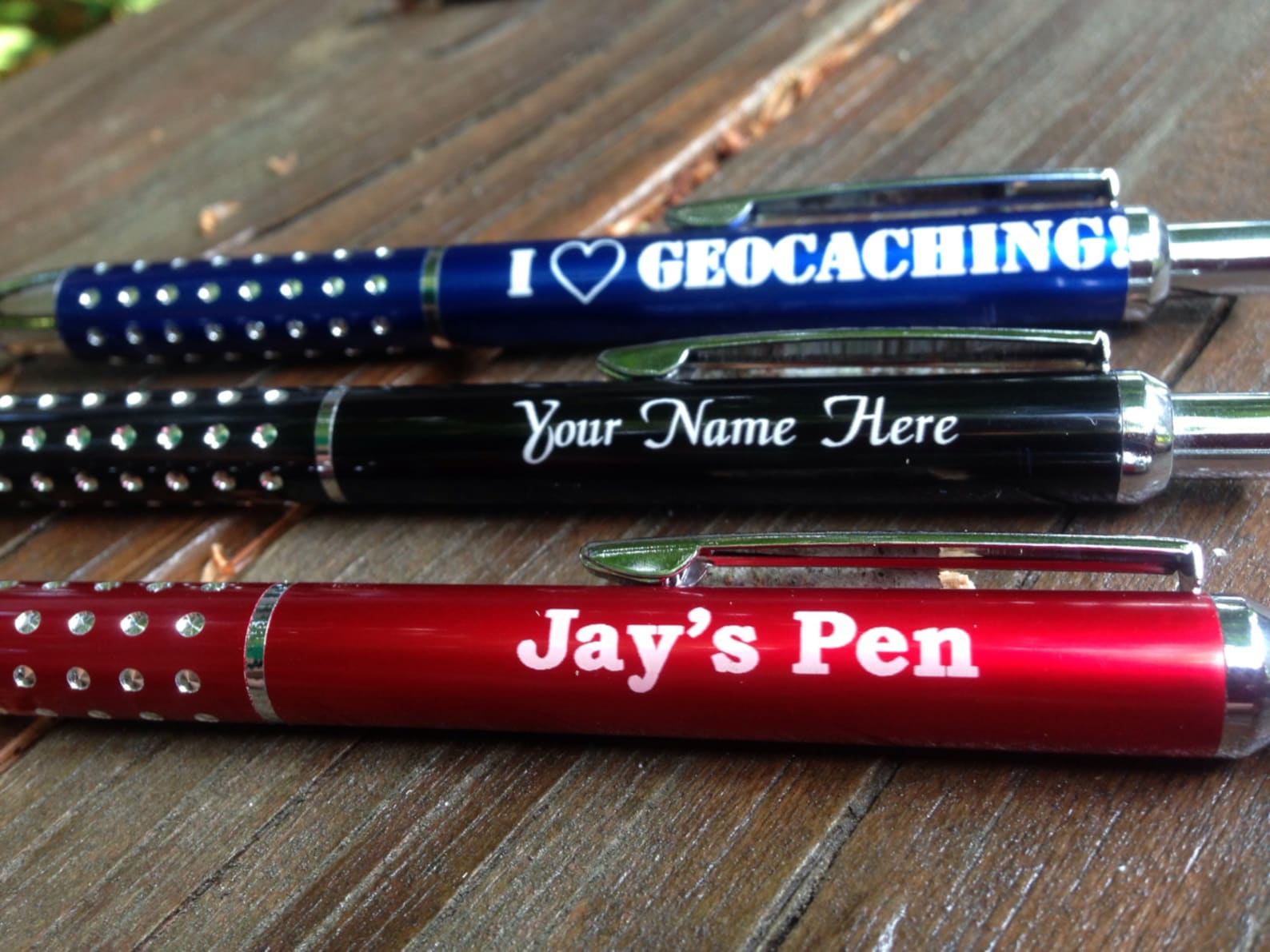 Plumas grabadas con láser personalizado | Etsy