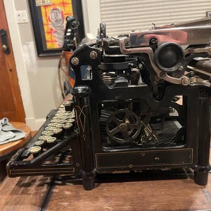 1925 Underwood Typewriter No. 5 - Phenomenal Condition. All Keys Work ...