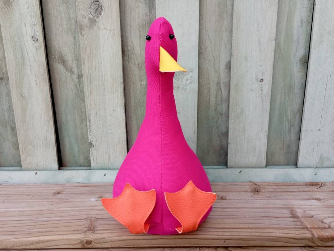 Cool Canard Doorstop / Bookend. Bright Pink Cotton - Diy Funny ...