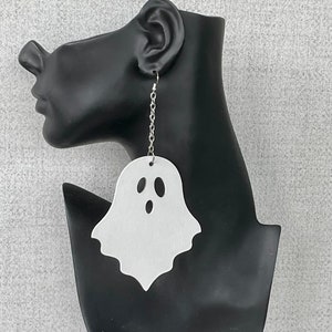 White Ghost Earrings;halloween Earrings;novelty Earrings;wooden ...