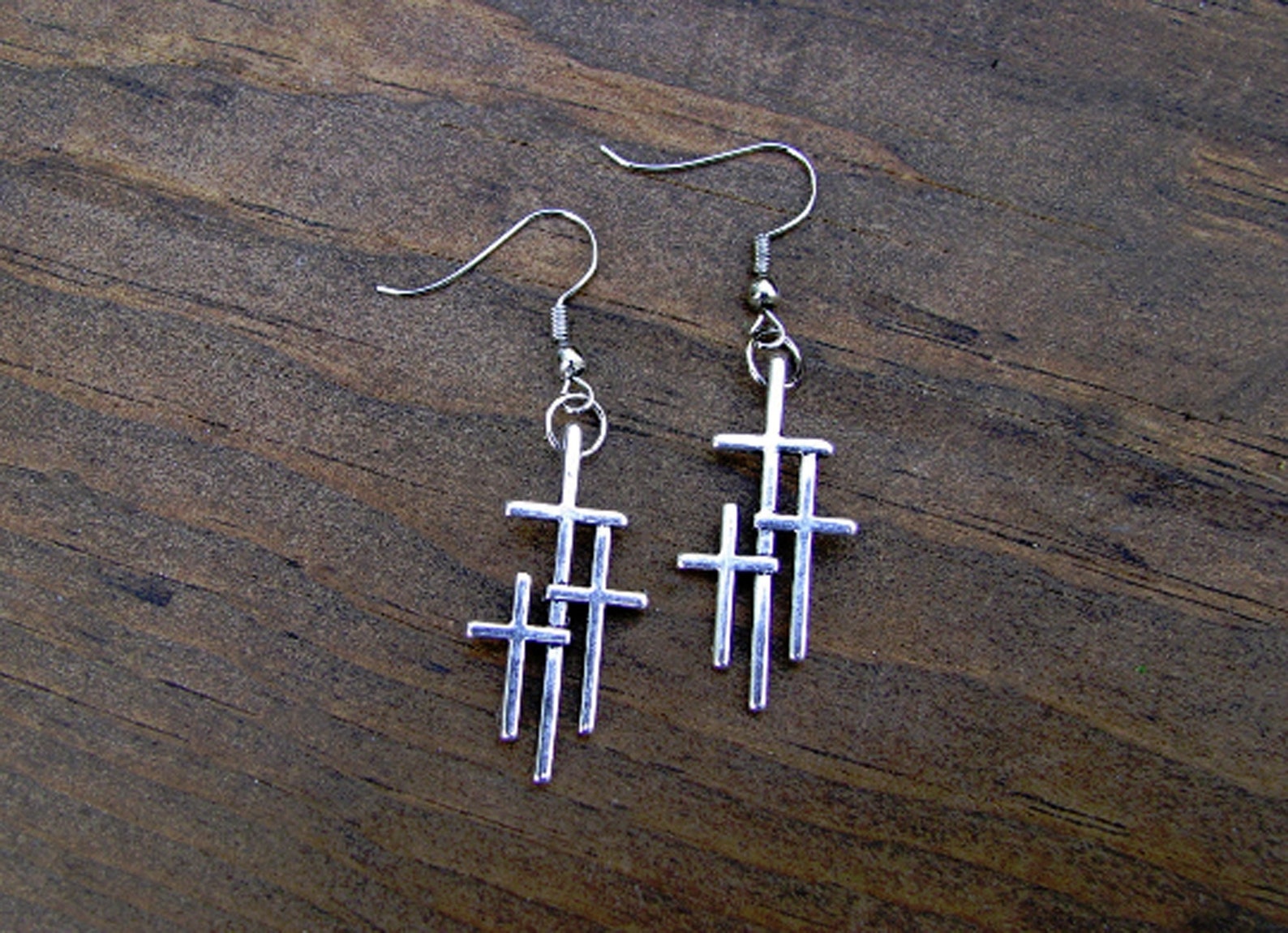 THREE CROSSES on Calvary Necklace - Inspirational Christian Jewelry ...