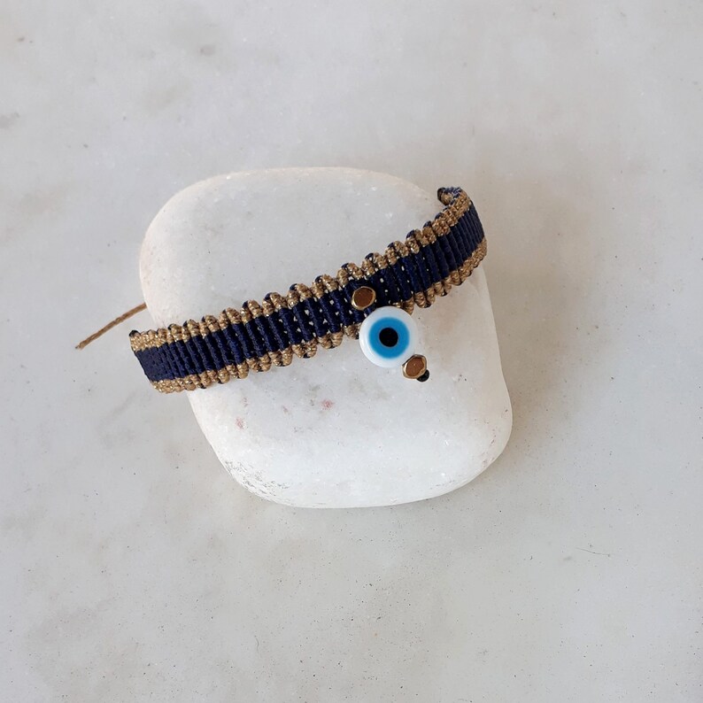 Pulsera de macramé micro azul con perla de ojo maligno | Etsy