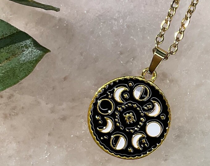 Vintage Moon Phase Necklace - Etsy