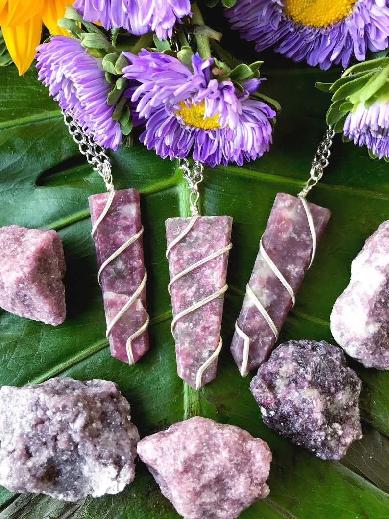 LEPIDOLITE Crystal Point Necklace on Silver Pewter Chain - Etsy